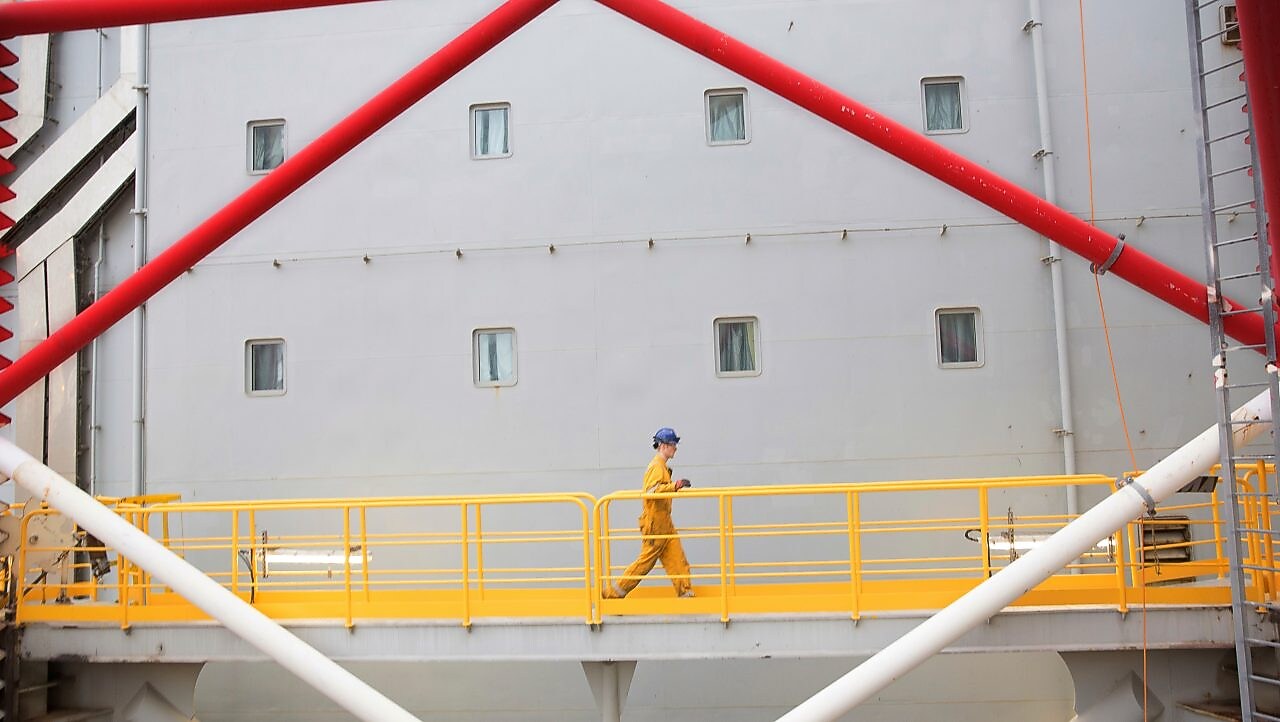 Wells Engineer - Engineering his own career | Shell Kuwait